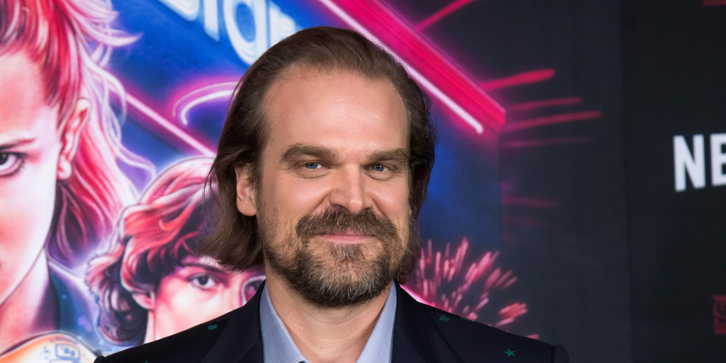 HOPPER'S BACK IN NEW STRANGER THINGS TRAILER! - Z93