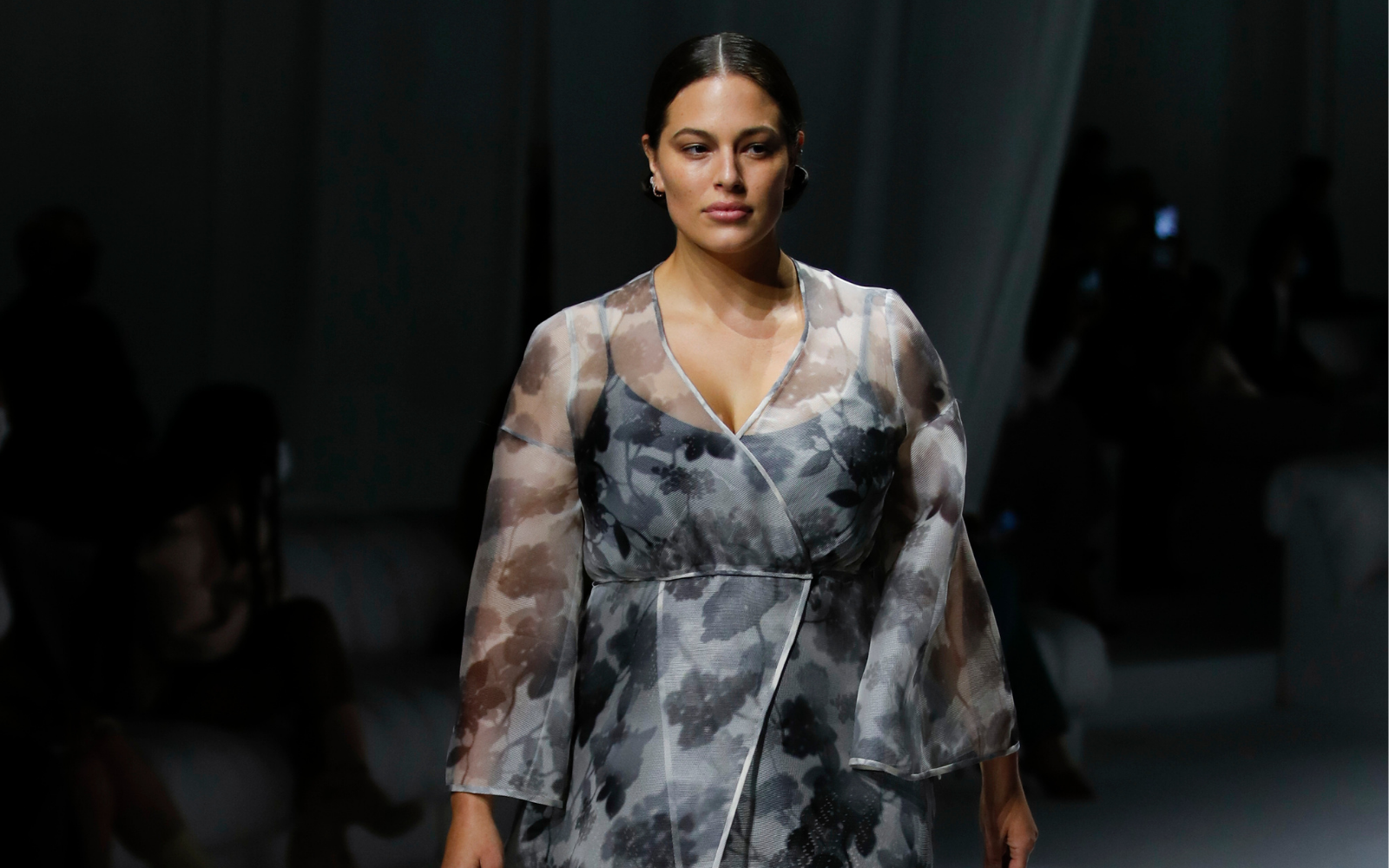 ASHLEY GRAHAM RELEASES KNIX COLLECTION FOR ALL SIZES - Z93