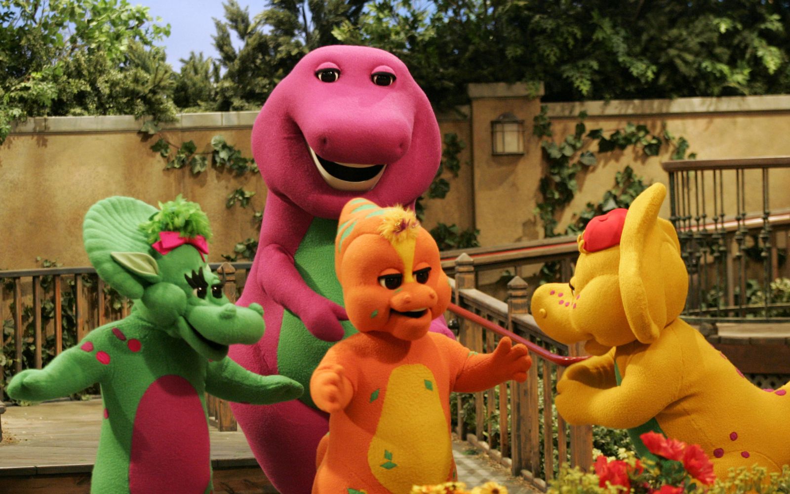 NEW BARNEY DOC SHOWS DARK SIDE OF POPULAR SHOW - Z93